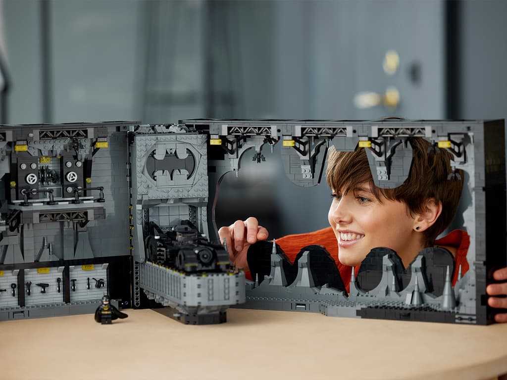 Batman's Secret Lair Comes to Life with LEGO's New 'Batcave Shadow Box ...