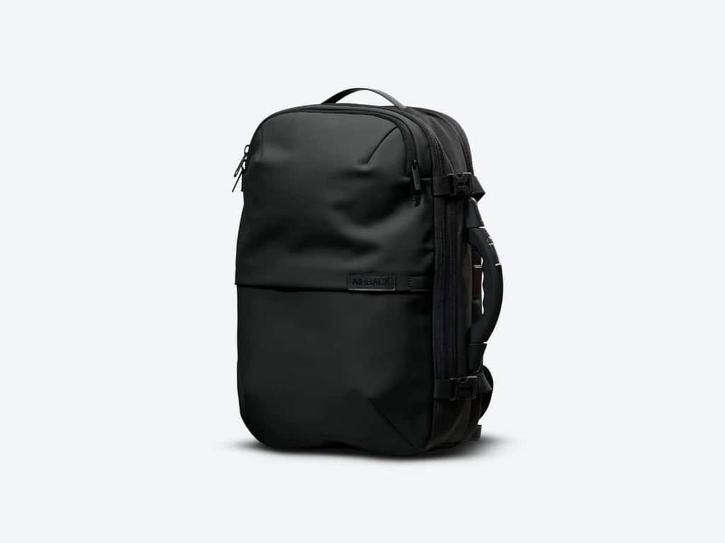 Airback Backpack Review: Unpacking the Viral Patented Vacuum System ...