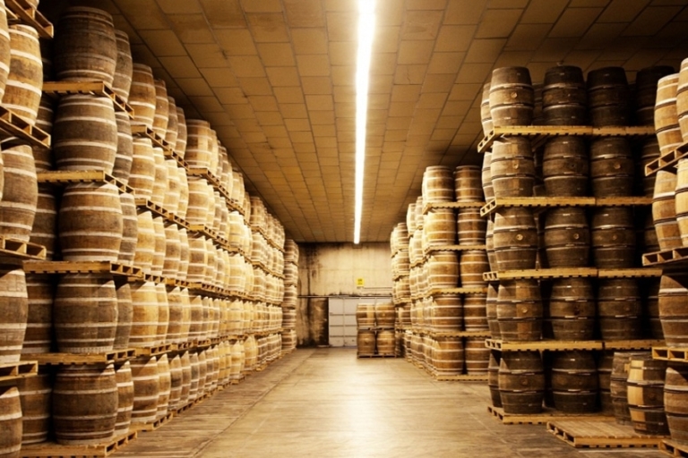 What is the Difference Between Port & Sherry? | Man of Many