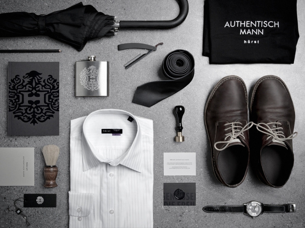 50+ Knolling Photography Examples | Man of Many