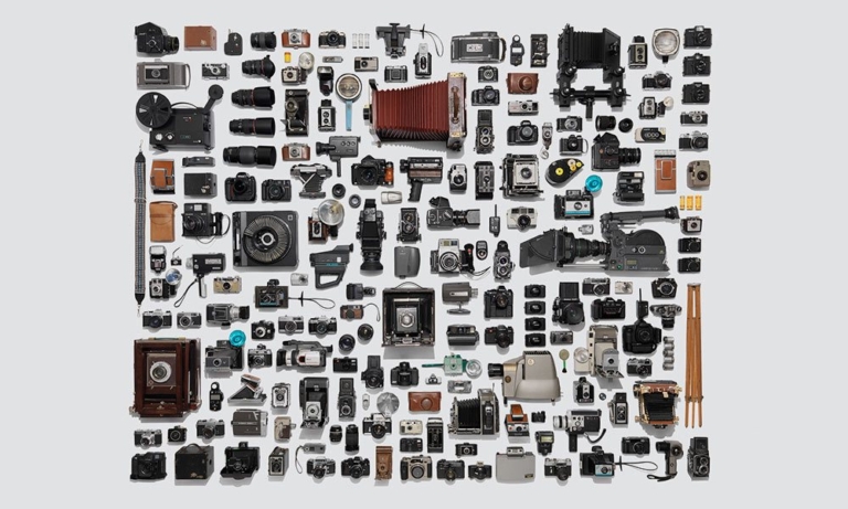 50+ Knolling Photography Examples | Man of Many