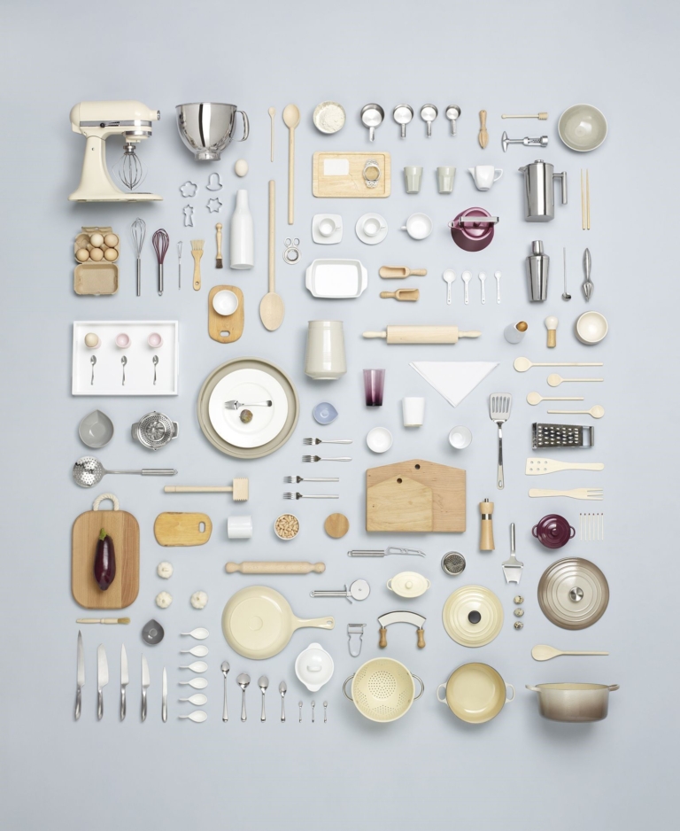 50+ Knolling Photography Examples | Man of Many