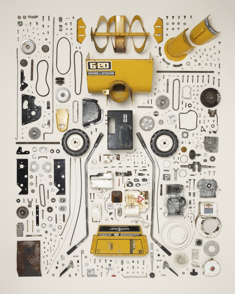 50+ Knolling Photography Examples | Man of Many