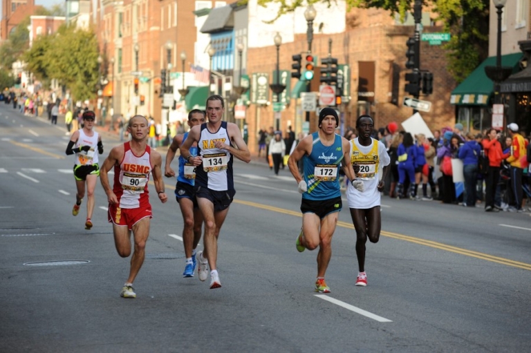 99+ Funny Zoom Backgrounds & Wallpapers | Man of Many