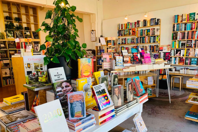 21 Best Bookstores in Melbourne | Man of Many