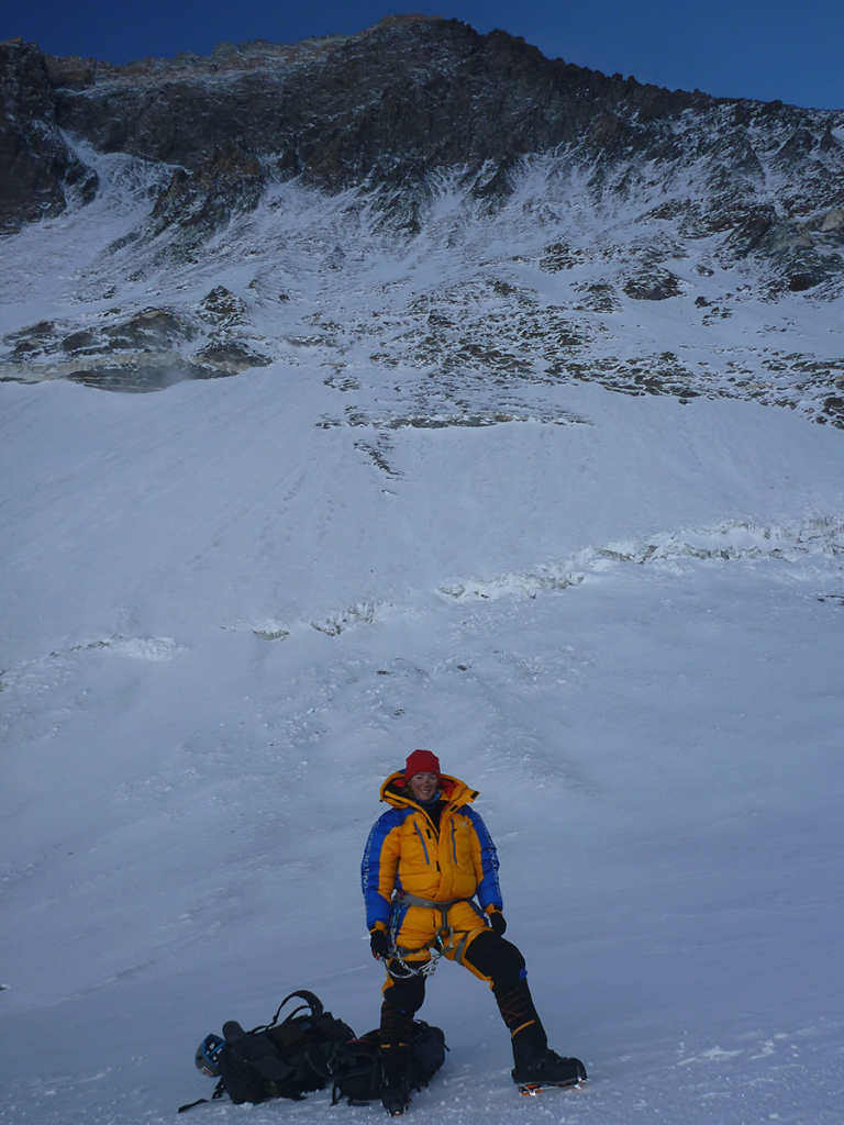 Alyssa Azar - The 19 Year Old Aussie Pioneer Who Came Face to Face with ...