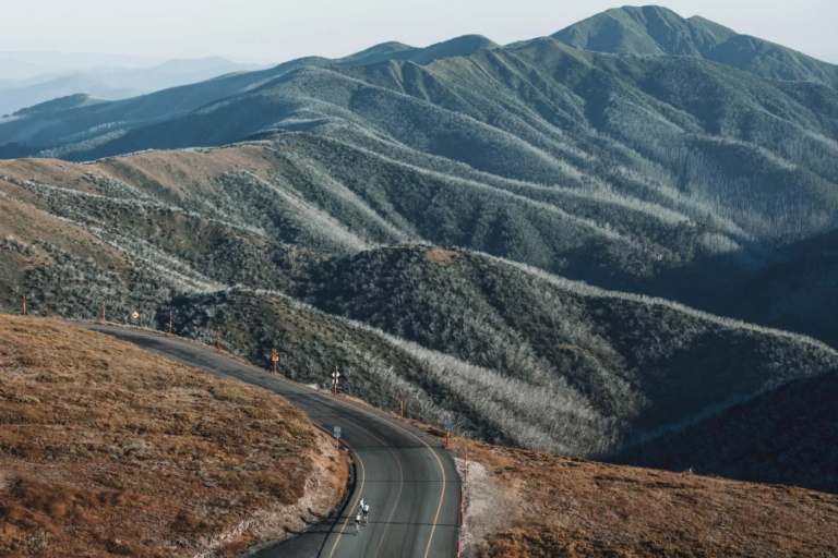 9 Incredible Australian Road Trips For Car Enthusiasts | Man of Many