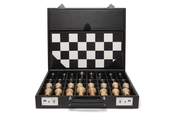 10 Chess Sets Worthy of a Grandmaster | Man of Many