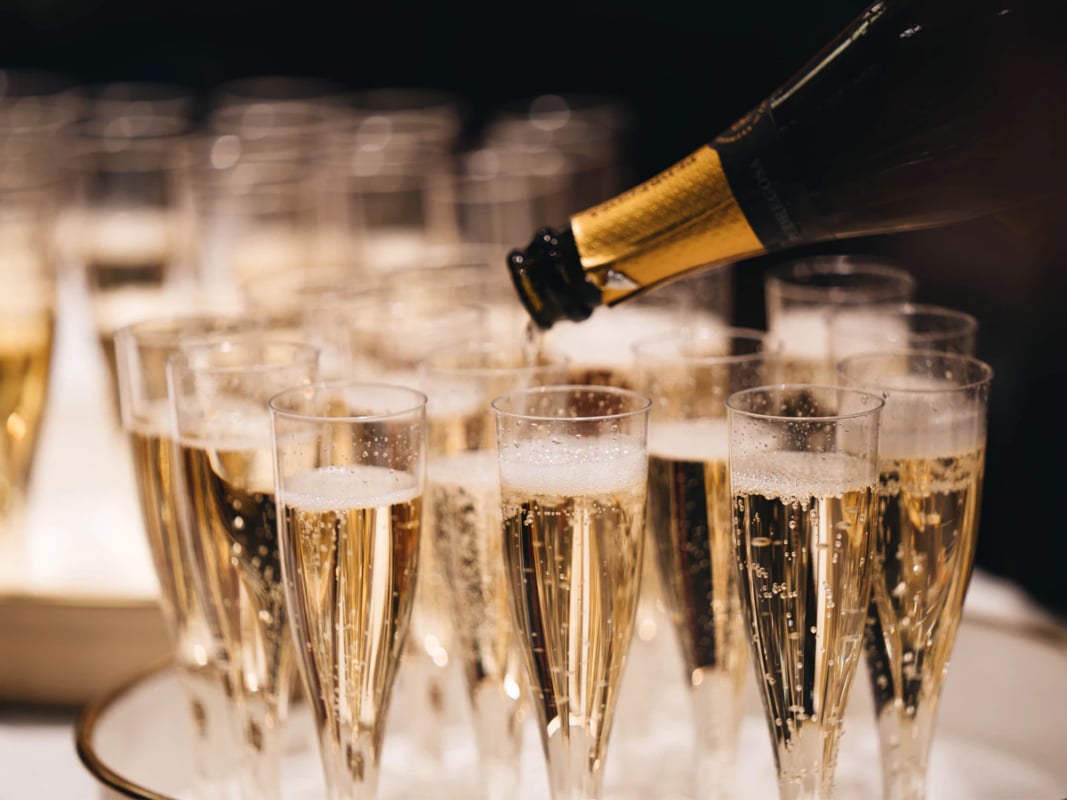 9 Lowest Calorie Alcohols for Weight Loss | Man of Many