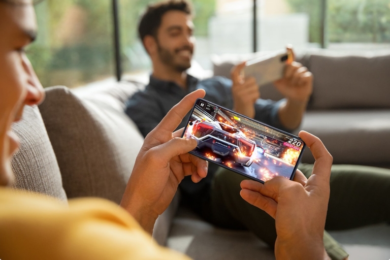 10 Best Cheap Smartphones for Any Budget | Man of Many