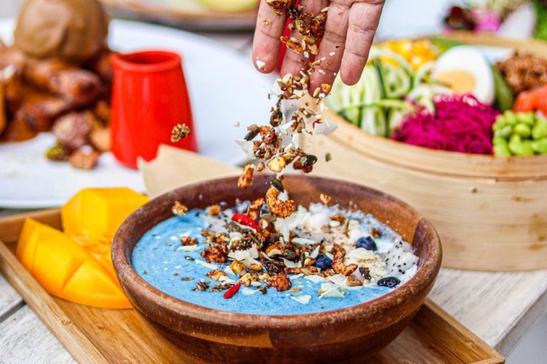 21 Best Bondi Cafes for Breakfast and Brunch | Man of Many