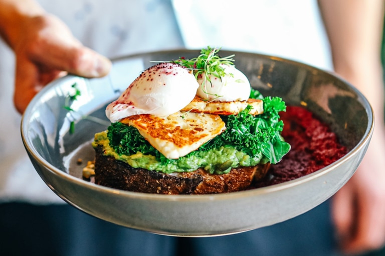 21 Best Bondi Cafes for Breakfast and Brunch | Man of Many