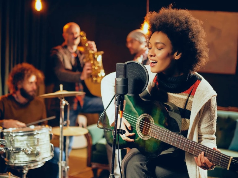 10 Best Australian Music Blogs | Man of Many
