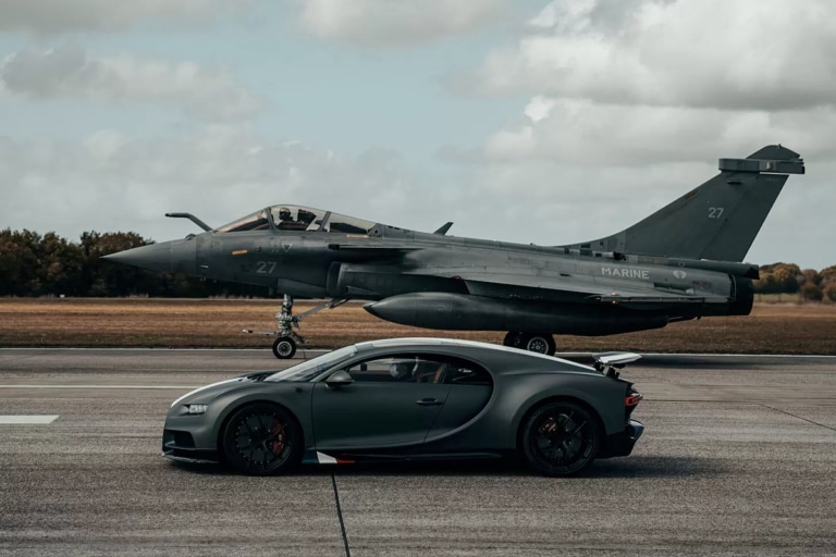 Watch a Bugatti Chiron Sport Race a Fighter Jet in the Ultimate Speed ...