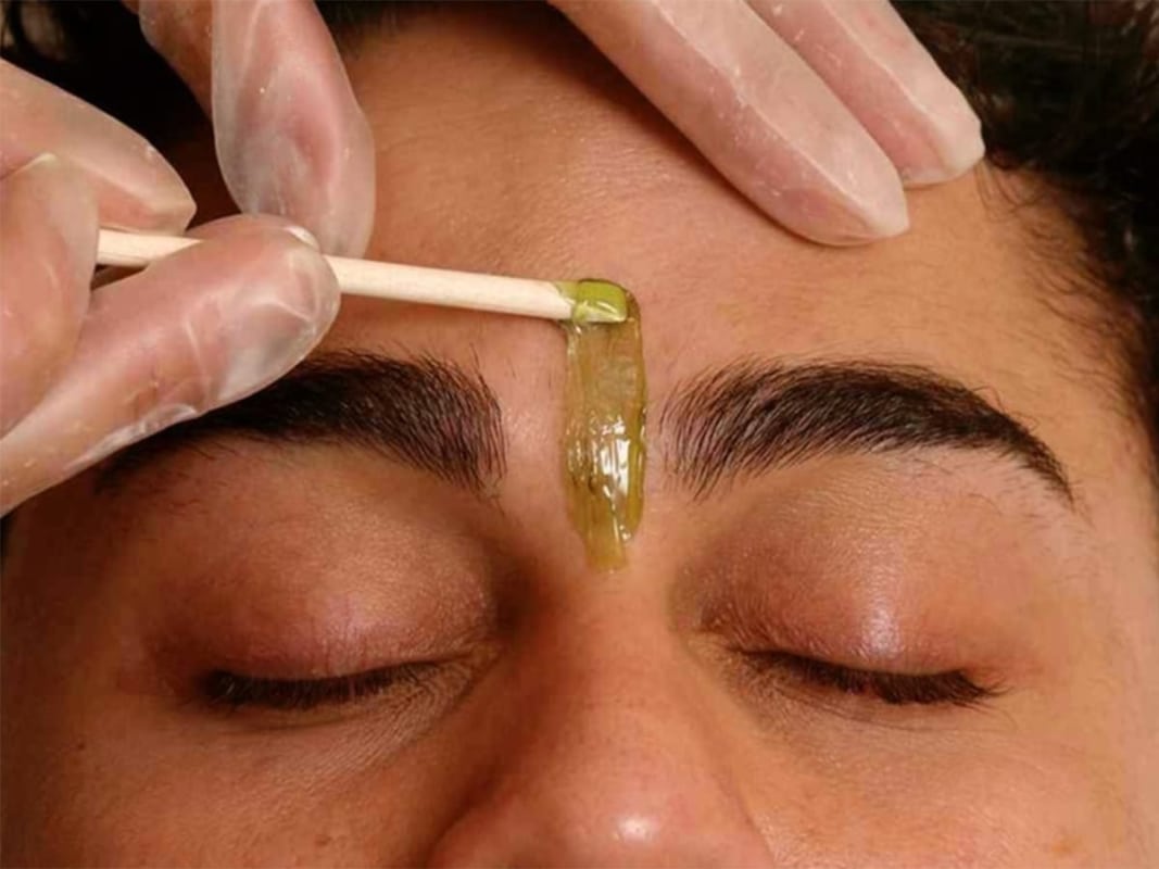 How to Get Rid of a Monobrow / Unibrow | Man of Many
