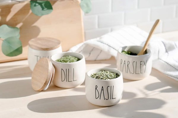 What does Cheugy Mean? Gen Z's New Favourite Phrase | Man of Many