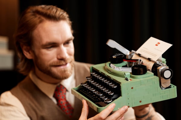 This 2,000 Piece LEGO Typewriter Actually Works | Man of Many
