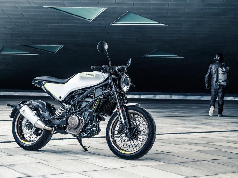 21 Best Cafe Racers You Can Buy Off the Lot | Man of Many