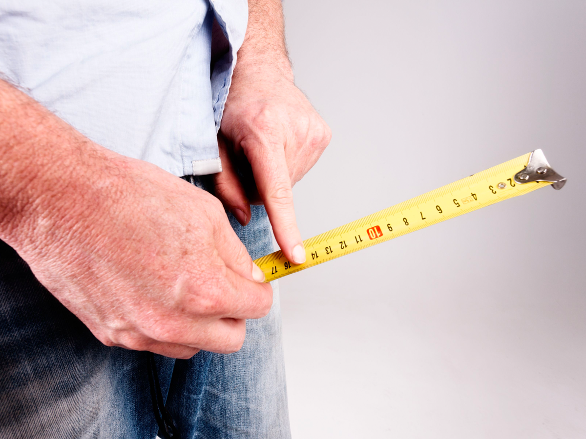 Study Suggests Foot Size and Penis Length Not Linked | Man of Many