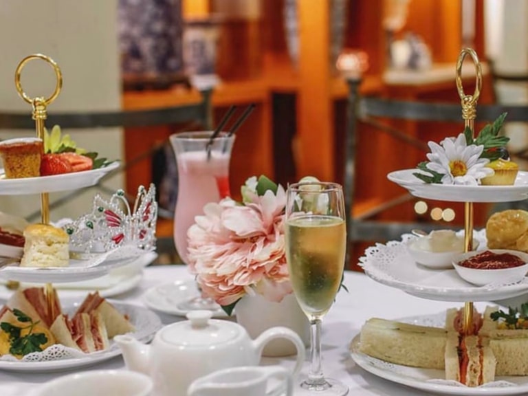 11 Spots for the Best High Tea in Brisbane | Man of Many