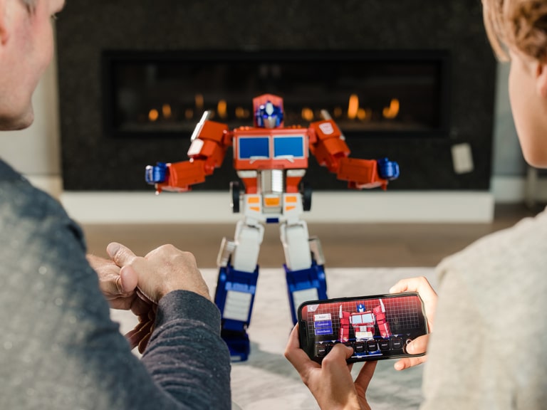Hasbro Robotic Optimus Prime to Launch in Australia | Man of Many