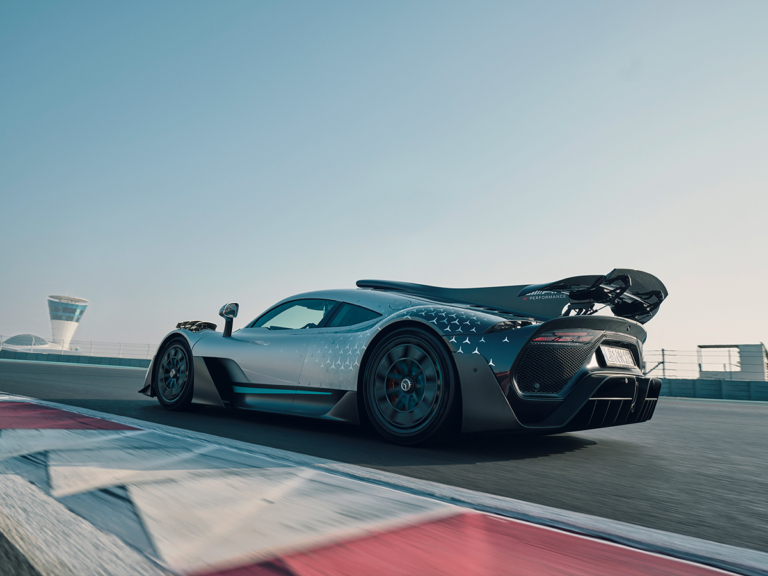 Mercedes-AMG One: A Street Legal Formula 1 Car That You Can Buy, Sort ...