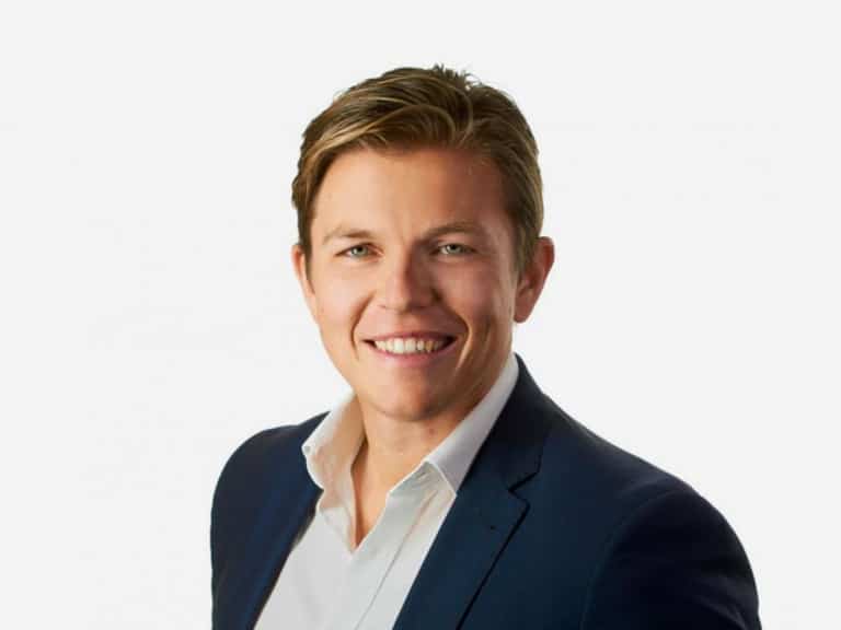 20 Highest Earning CEOs in Australia Revealed | Man of Many