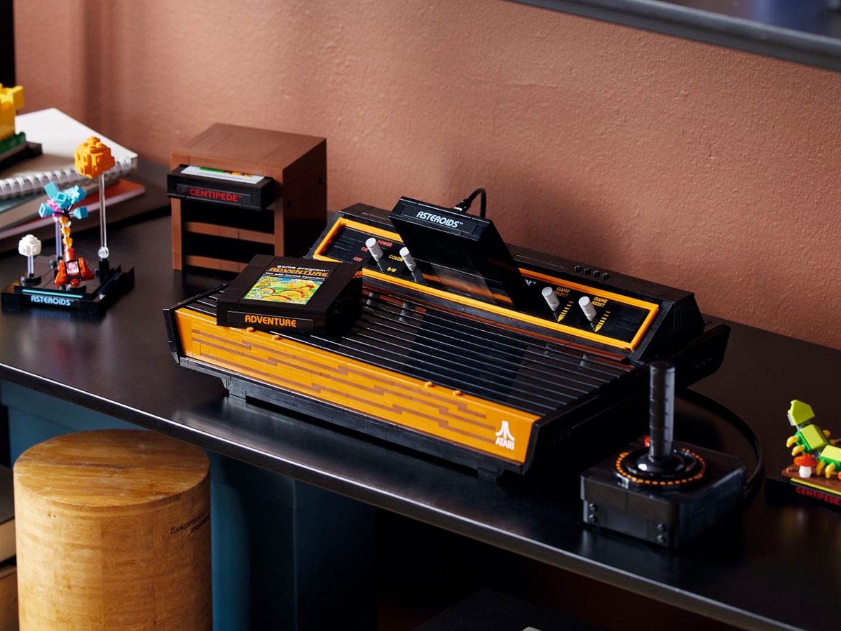 Atari 2600 LEGO Set is 2,500 Pieces of Retro Gaming Fun | Man of Many