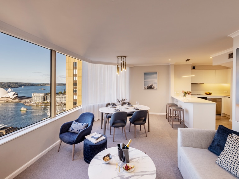 The Sebel Quay West Review: Outstanding View, Perfect Location | Man of ...