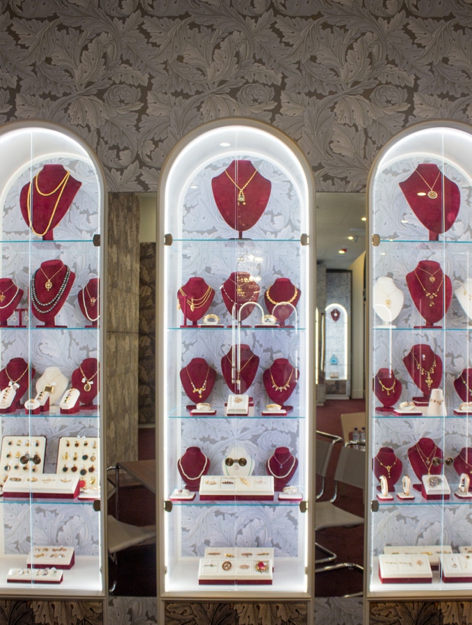 A Vintage Watchmaking Workshop Just Opened in an Iconic Sydney Antique ...