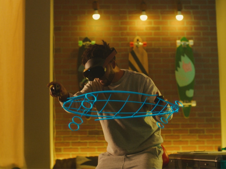 Meta Quest Pro, Meta's Most Advanced VR Headset is Also its Most ...