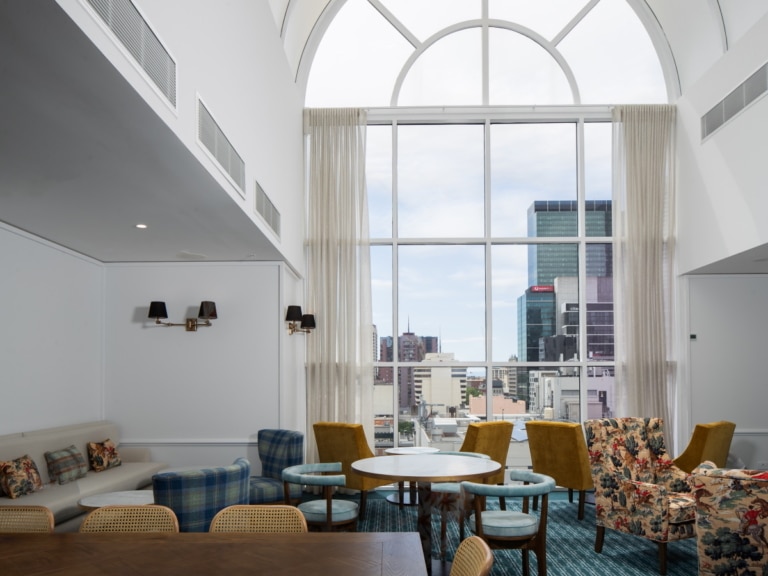 Pullman on Swanston is a Modern Retreat in the Heart of Melbourne | Man ...