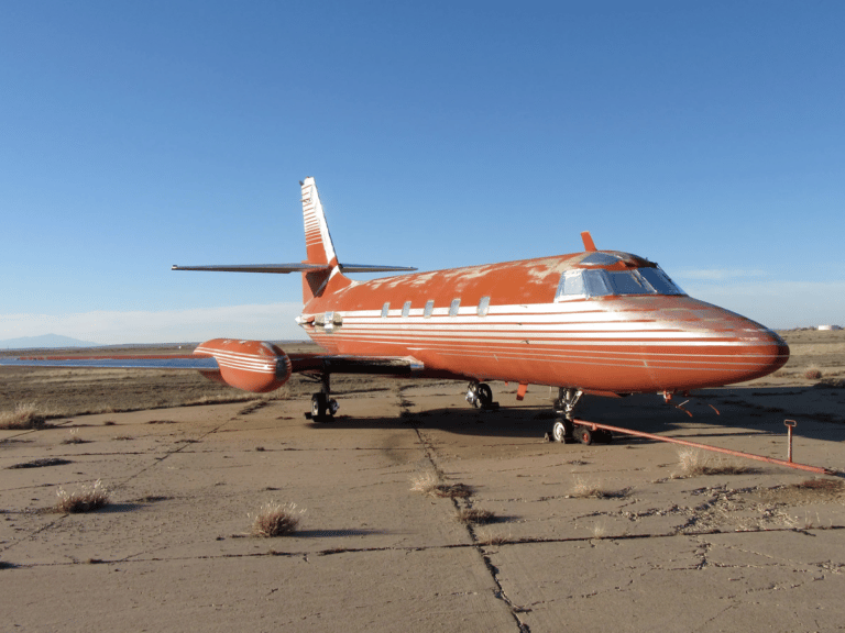 Elvis Presley's Dilapidated Private Jet Sells for USD$260K | Man of Many