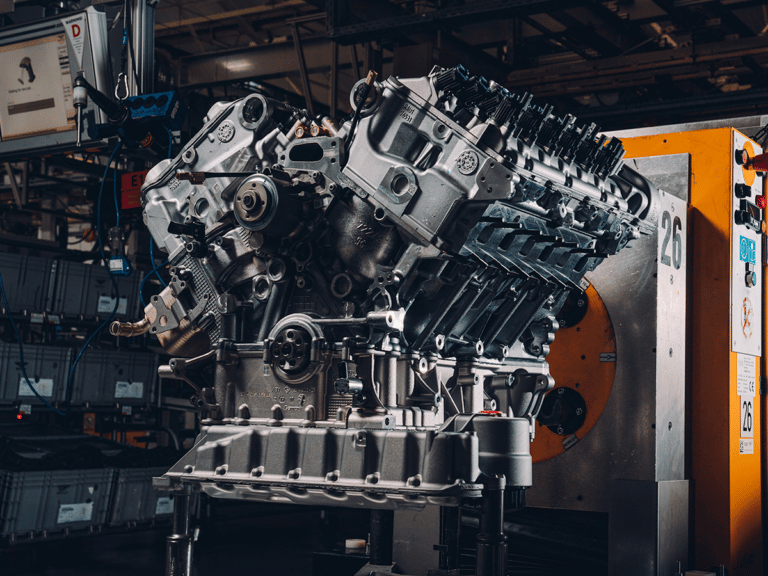 'Most Powerful W12 Ever': Bentley Signs off with 750 PS Batur | Man of Many