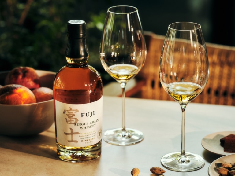 A Complete Guide to Whisky for Beginners | Man of Many