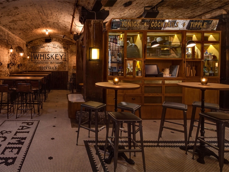 15 Best Bars in The Rocks | Man of Many