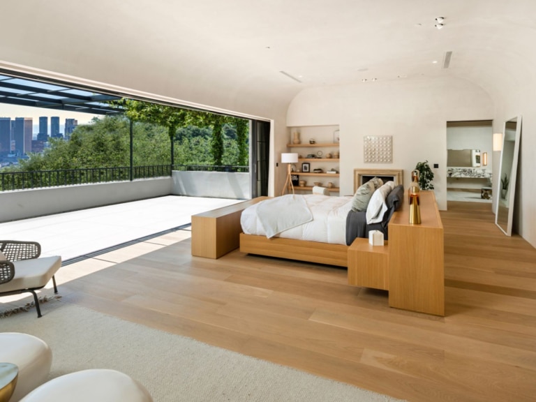 Drake's $130 Million Beverly Hills Mansion is Up For Sale | Man of Many