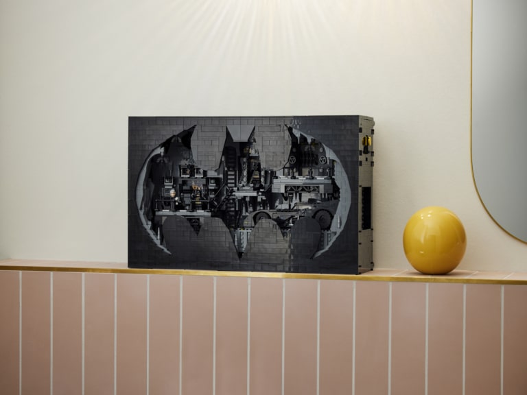 Batman's Secret Lair Comes to Life with LEGO's New 'Batcave Shadow Box ...