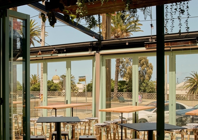 The Best Outdoor Dining Spots in Melbourne for Any Season (2025) | Man ...