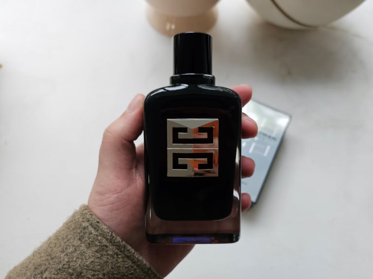 17 Best Woody Fragrances for Men | Man of Many