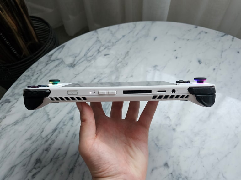 Asus ROG Ally Review: A Casual Gamers Dream Portable PC | Man of Many