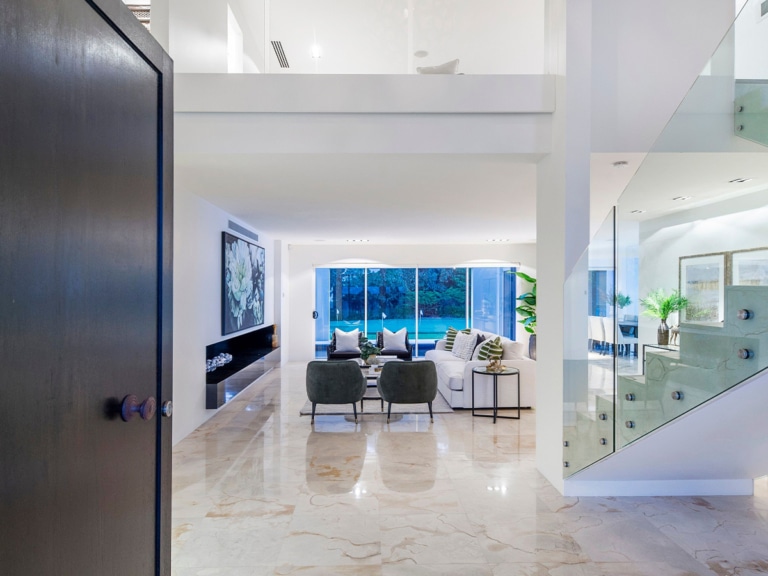 Golf Champion Adam Scott's Luxe Brisbane Home Has Its Own Putting Green ...