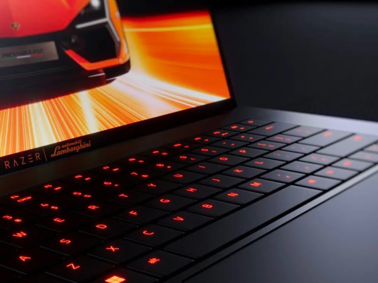 Razer's New Lamborghini Laptop Collab will Have You Gaming in the Fast ...