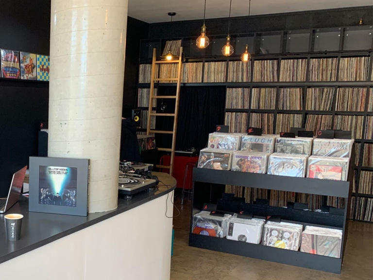 12 Best Record Stores in Sydney for Vinyl Lovers | Man of Many