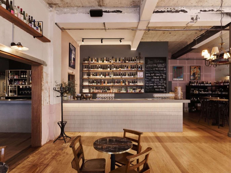 14 Best Bars in Canberra | Man of Many