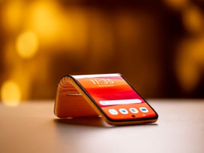 Can Motorola's Adaptive Display Concept Finally Make Foldables Cool ...