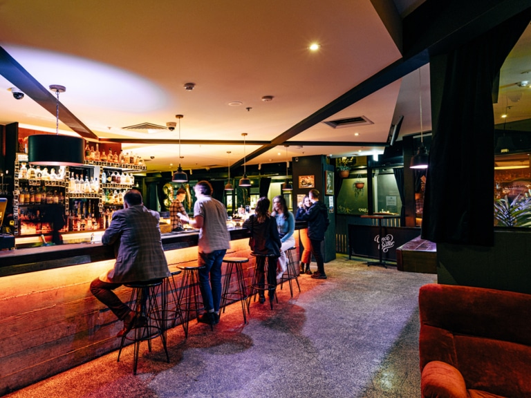 34 Best Pubs in Melbourne Right Now | Man of Many