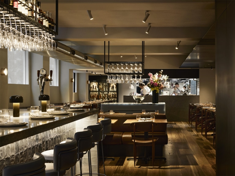 15 Best Fine Dining Restaurants in Melbourne | Man of Many