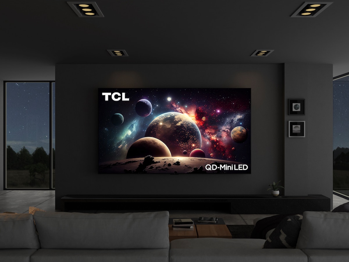 TCL Challenges the High-End with the World's Largest 4K Mini-LED TV | Man of Many