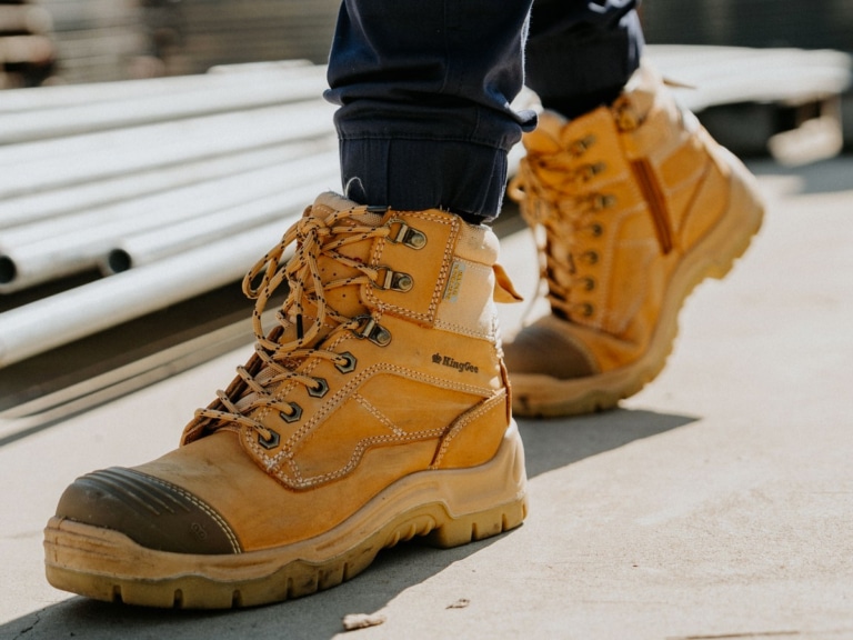 56 Best Australian Fashion and Clothing Brands | Man of Many